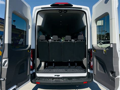 Rent A 15 Passenger Van In Nyc High Roof Ford Transit Drivo Rent A Car