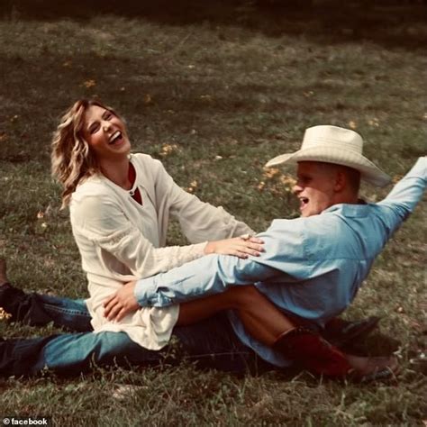 Female Teacher Rikki Lynn Laughlin 24 Faces 20 Years In Prison For Sending Nudes To 16 Year