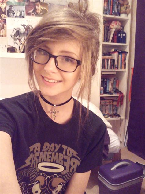 Gorgeous Girls Beautiful Women Trendy Cardigans Girls With Glasses Girl Glasses Pretty Face