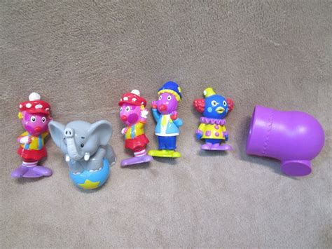 Nick Jr Backyardigans Bobblin Big Top Musical Circus Playset Mattel