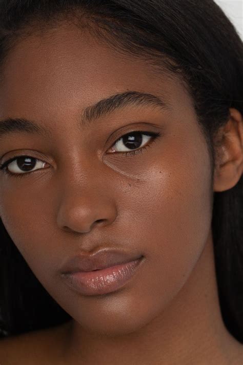 Pin By Alexis Renae Griggs On October 22 In 2022 Dark Skin Makeup