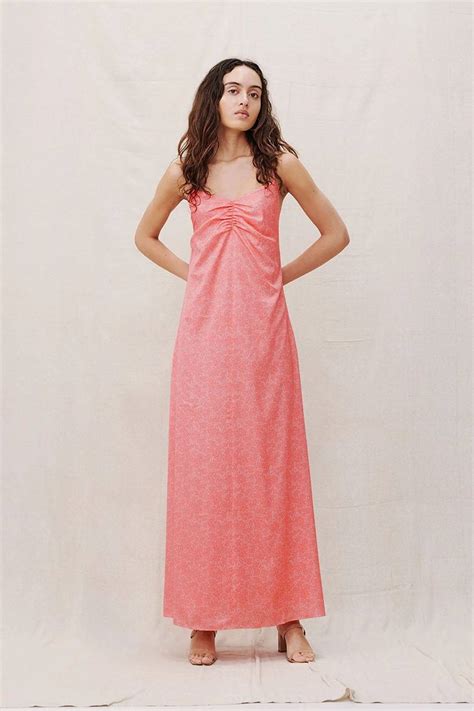 20 Best Places To Rent Bridesmaid Dresses Near You Panaprium