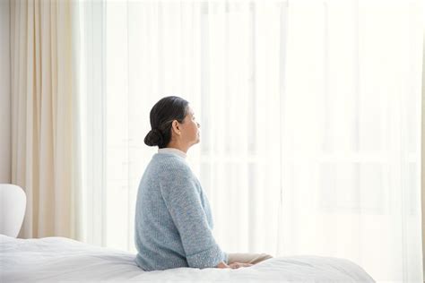 中华医学会 科普图文 老年人的 空巢情绪”，别不在意！