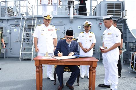 Aag Th บันทึกประจำวัน เรือตรวจการณ์ Littoral Mission Ship ลำแรก Kd Keris เดินทางถึงมาเลเซีย