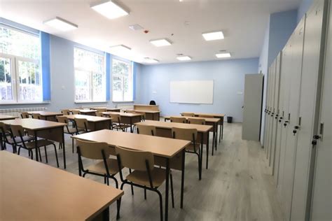 Излезе първото класиране за гимназиите след 7 и клас По света и у нас БНТ Новини