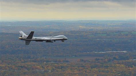 미 무인기·러 전투기 흑해 상공서 충돌‥냉전 이래 첫 사례