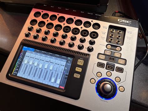 Touchmix 16 Qsc Touchmix 16 Audiofanzine