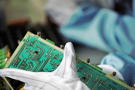 How To Remove Errors From Printed Circuit Boards PCB Rework Services