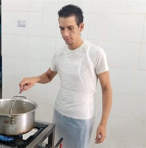 الشيف احمد الاسكندراني شيف اسماك بالسعوديه الرياض