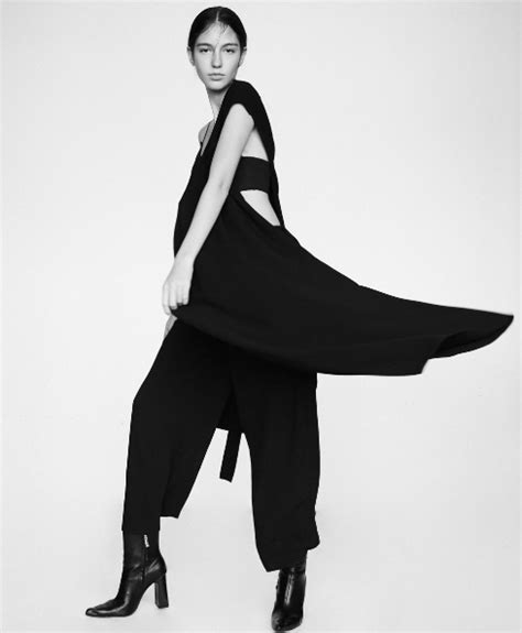 Julia ArdÓn — Paragon Model Management Julia ArdÓn — Paragon Model Management