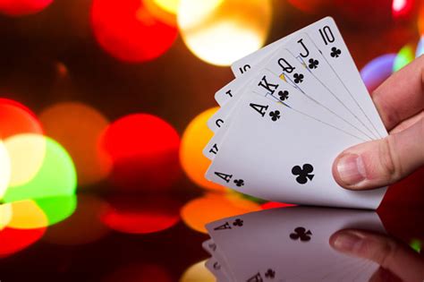 로얄 플러시 포커 카드 조합 배경 흐리게 카지노 행운 행운 카드 게임에 가능성에 대한 스톡 사진 및 기타 이미지 가능성 가득 찬 개체 그룹 Istock