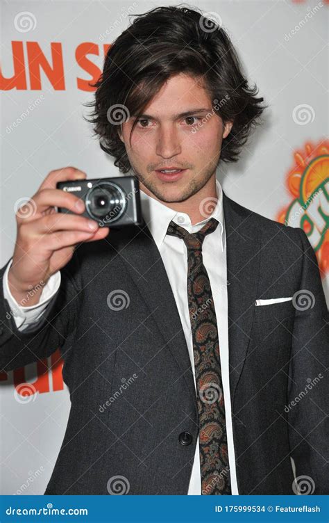 Thomas Mcdonell Fun Size