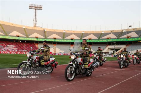 دیدار تیم های فوتبال پرسپولیس تهران و تراکتورسازی تبریز