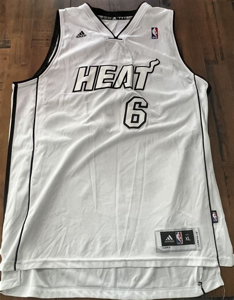 Miami Heat White Hot Wallpaper