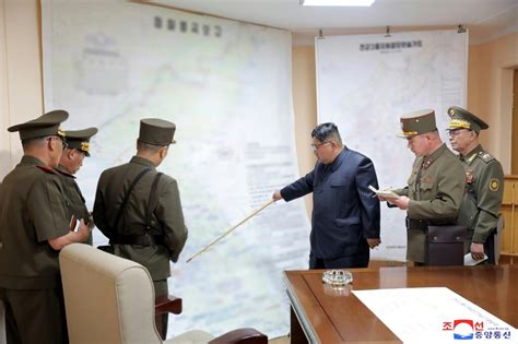 North Korea Fires Two Short Range Ballistic Missiles Au