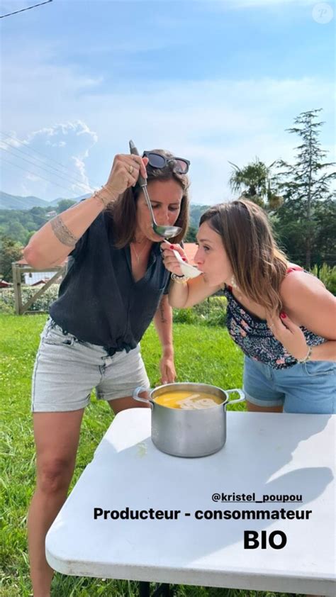 Laure Manaudou Maman Belle Image De Manon Aux Petits Soins Avec Ses My Xxx Hot Girl