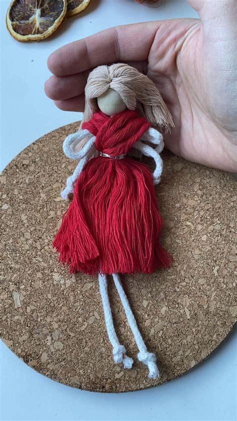 Macrame doll Diy tutorial macramedolltutorial Macramé Art de jardin en métal Decoration noel
