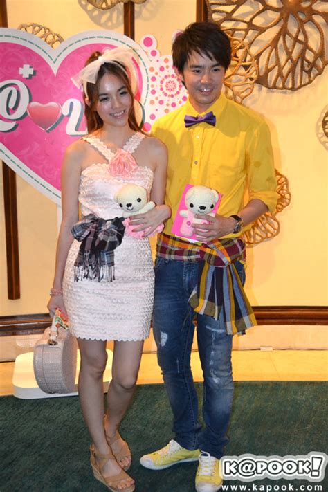 งานแต่งป๋อ เอ๋ แฟชั่น ดารา แฟชั่นธีมงานวัดแสนสนุก ใน งานแต่งป๋อ เอ๋