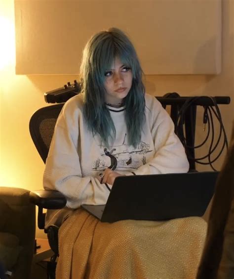 Olivia Osby Short Blue Hair Cool Hairstyles Blue Hair