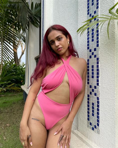 Psyflora Onlyfans Profile 35 Photos And 0 Videos Psyflora