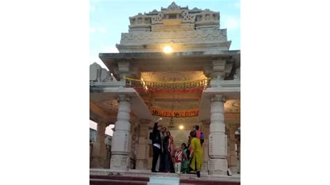 Sardarpur Controversy Over Narsingh Temple Priests Appointment