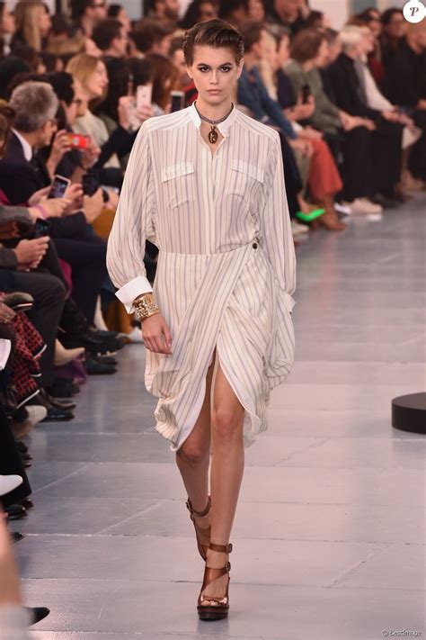 Défilé De Mode Chloé Collection Printemps été 2020 Au Grand Palais à Paris Le 26 Septembre