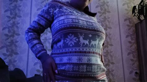 Weihnachtsmädchen Gibt Mir Eine Abendüberraschung Xhamster