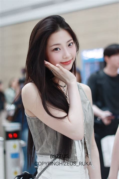 베이비몬스터 오늘자 카와이루카  Mlbpark