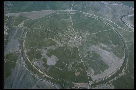 Hydrology Visions In Ice By Douglas Capron [brain Cities And More] Dpr Barcelona