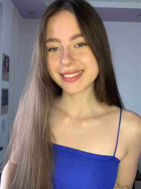 629 Best Cute 18 Images On Pholder Selfie Am I Hot Sfw And Seniorkitties