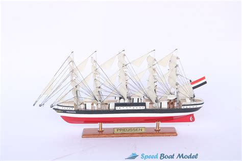 Amerigo Vespucci Tall Ship Model Speed Boat Model