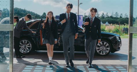 Who Does Jae I End Up With At The End Of Hierarchy