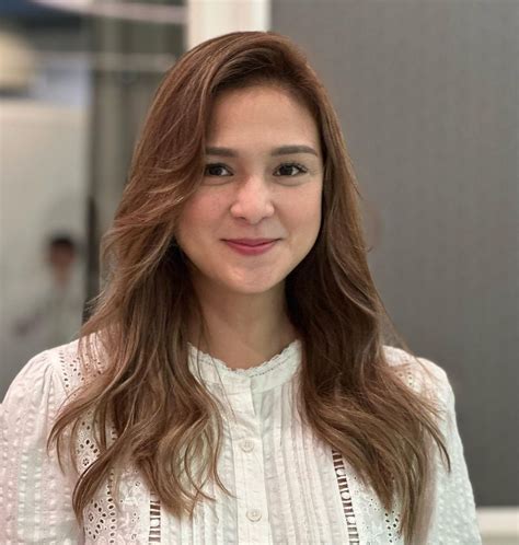 Stunning Hairstyles With Side Bangs