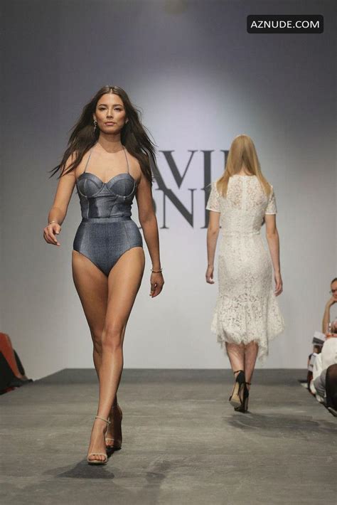 JESSICA GOMES Nude AZNude