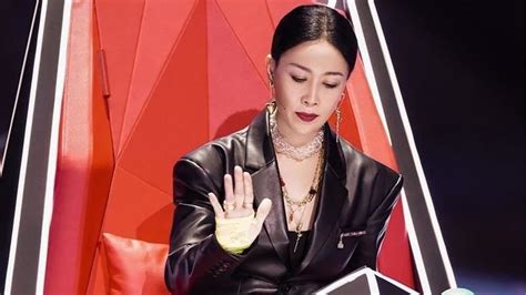 獨家／《好聲音》再爆賽制黑幕 簽約下場超慘！她揭那英「冷眼真面目」 娛樂星聞