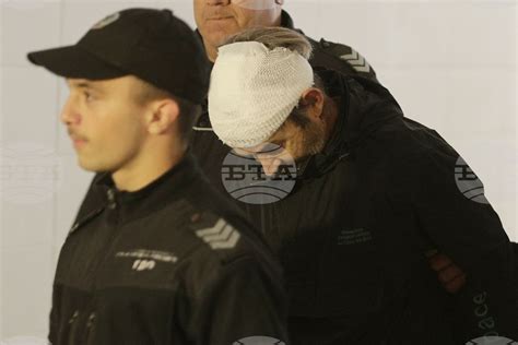 Съдът наложи две хиляди лева парична гаранция на мъжа обвинен за катастрофата при която загина