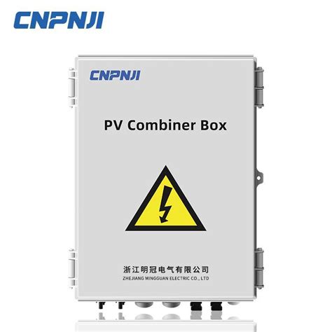 String Photovoltaic Array PV Solar DC Combiner Box In Out For Solar Power System