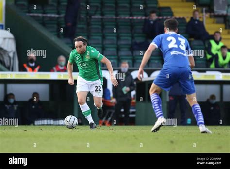 Yeovil Town Fc Versus Chesterfield National League Vanarama Yeovil