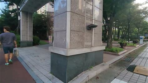 요행을 바라는 마음 때문에 사기 당한다 1 1은 2다 5배 10배 수익 보려는 욕심때문에 망하고 빚진다 상식대로 살아야 된다 탐욕은 잊어야 한다 그래야 산다