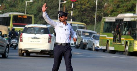 How A Friends Death Resulted In This Indore Cop Moonwalking To