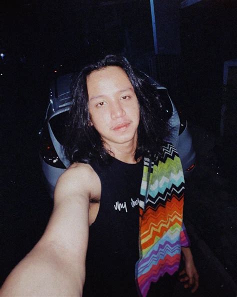 Biodata Dan Profil Ray Prasetya Pria Yang Cium Pipi Bcl