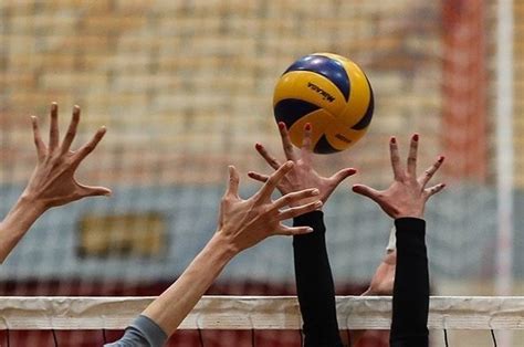 توپ پر سپاهان برای بازگشت به لیگ برتر والیبال ورزش سه