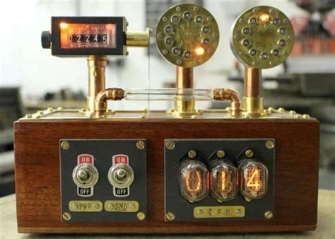 Raspberry Pi Steampunk Geiger Counter