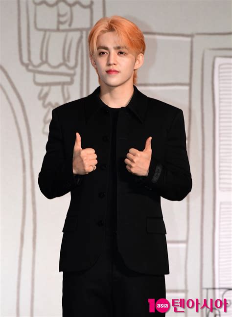 Ten포토세븐틴 에스쿱스 완벽한 리더 텐아시아