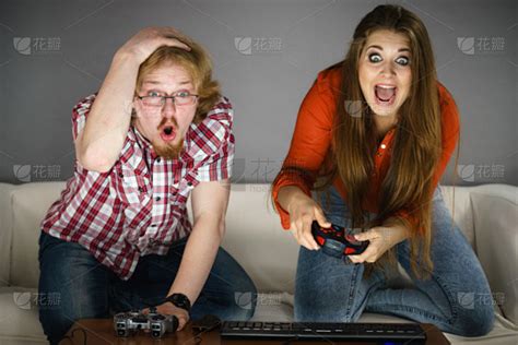 异性恋 进行中 游戏 休闲游戏 波兰 技术 女人 伴侣 玩家 计算机游戏