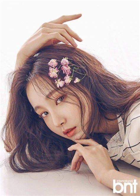더쿠 잘생긴 모모랜드 연우의 사진들 jpgif