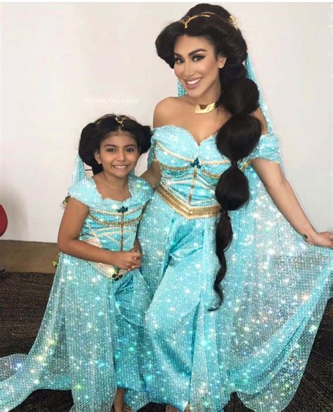 Pin By Menezes On Cosplayers Princess Jasmine Costume Halloween