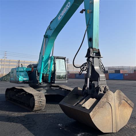 Clamshell Excavator