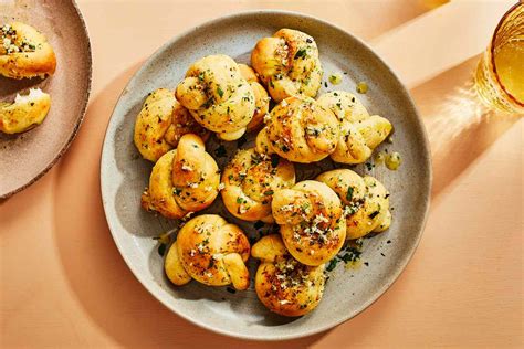Effortless Eats Bread Machine Garlic Knots In Minutes Yum Nutribite