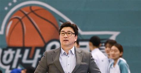 Wkbl 현장인터뷰 김도완 하나원큐 감독 리바운드 두 배 차이 이길 수 없다